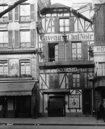 The Chat Noir Cabaret in Paris – Shadow Theatre – Your Tour In Paris